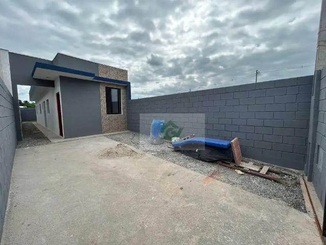 Casa / Sobrado para Venda em Caraguatatuba/SP Balneário dos Golfinhos 2 Quartos