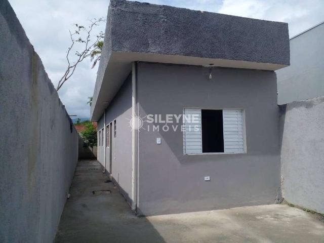 Casa / Sobrado para Venda em Caraguatatuba/SP Balneário dos Golfinhos 2 Quartos