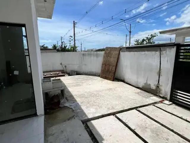 Casa / Sobrado para Venda em Caraguatatuba/SP Balneário dos Golfinhos 2 Quartos