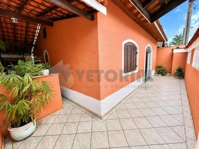 Casa / Sobrado para Venda em Caraguatatuba/SP Balneário dos Golfinhos 2 Quartos