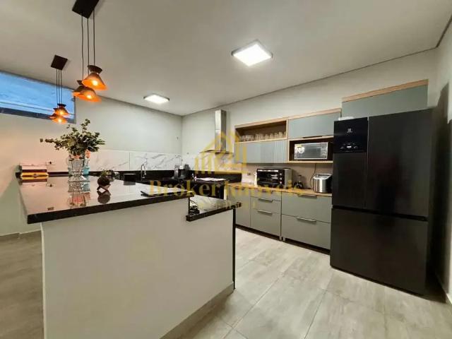 Casa / Sobrado para Venda em Caraguatatuba/SP Balneário Recanto do Sol 3 Quartos