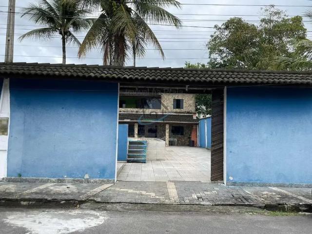 Casa / Sobrado para Venda em Caraguatatuba/SP Barranco Alto 3 Quartos