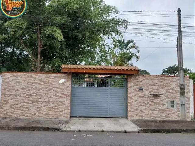 Casa / Sobrado para Venda em Caraguatatuba/SP Barranco Alto 3 Quartos