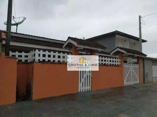 Casa / Sobrado para Venda em Caraguatatuba/SP Barranco Alto 3 Quartos