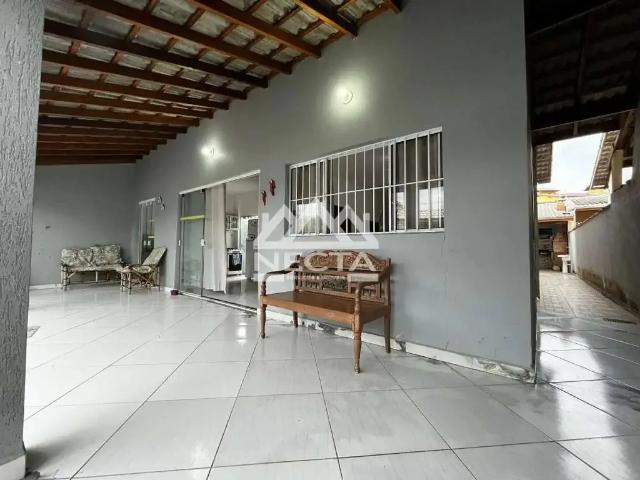 Casa / Sobrado para Venda em Caraguatatuba/SP Getuba 3 Quartos