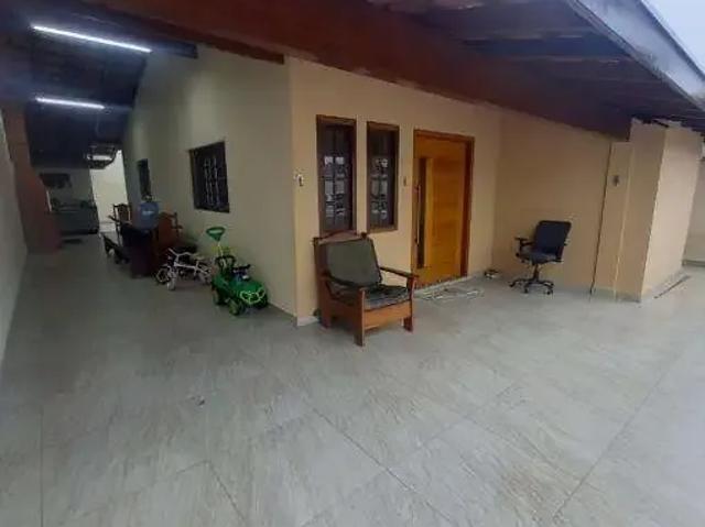 Casa / Sobrado para Venda em Caraguatatuba/SP Getuba 3 Quartos