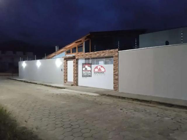 Casa / Sobrado para Venda em Caraguatatuba/SP Estância Balneária Hawai 3 Quartos