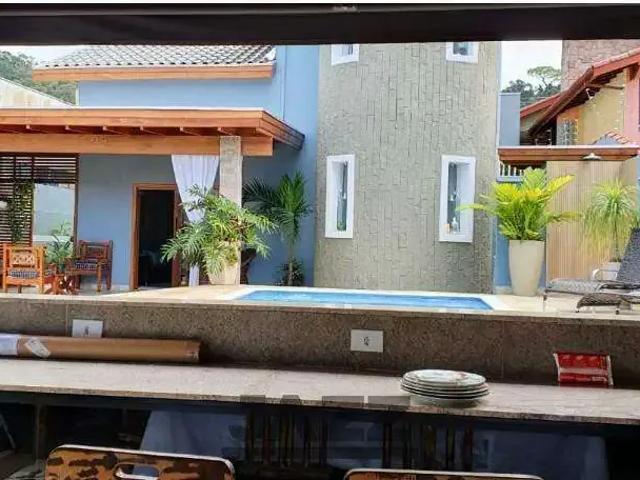 Casa / Sobrado para Venda em Caraguatatuba/SP Estrela D'Alva 6 Quartos