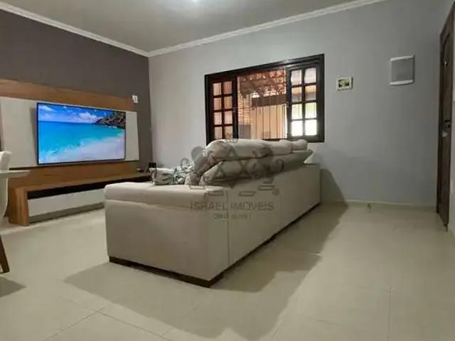 Casa / Sobrado para Venda em Caraguatatuba/SP Estrela D'Alva 3 Quartos