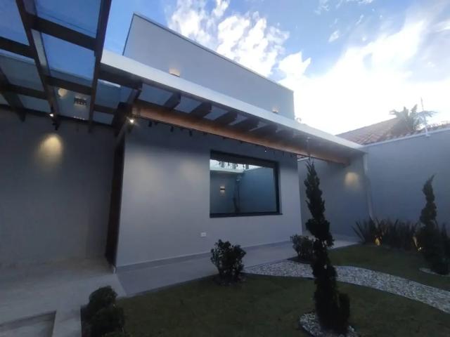 Casa / Sobrado para Venda em Caraguatatuba/SP Estrela D'Alva 3 Quartos