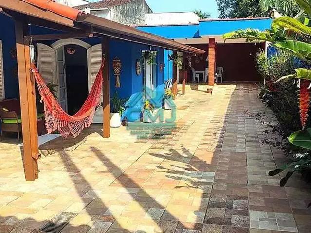 Casa / Sobrado para Venda em Caraguatatuba/SP Estrela D'Alva 3 Quartos