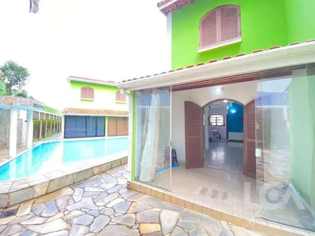 Casa / Sobrado para Venda em Caraguatatuba/SP Indaiá 2 Quartos