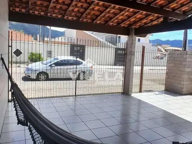 Casa / Sobrado para Venda em Caraguatatuba/SP Indaiá 2 Quartos