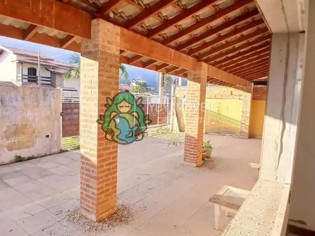 Casa / Sobrado para Venda em Caraguatatuba/SP Indaiá 3 Quartos