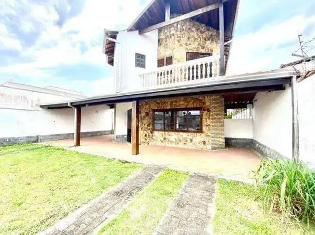 Casa / Sobrado para Venda em Caraguatatuba/SP Indaiá 3 Quartos
