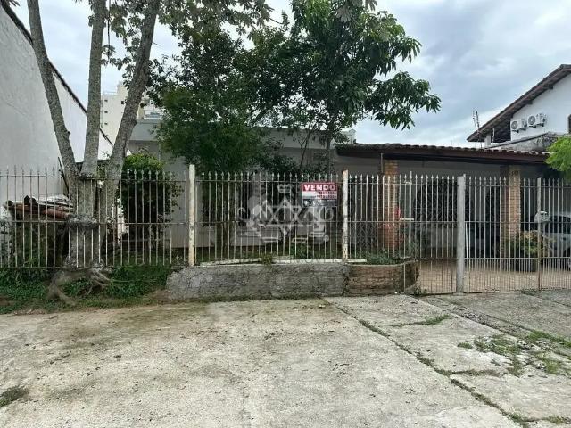 Casa / Sobrado para Venda em Caraguatatuba/SP Indaiá 3 Quartos