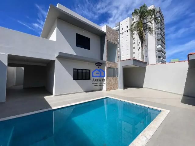 Casa / Sobrado para Venda em Caraguatatuba/SP Indaiá 4 Quartos