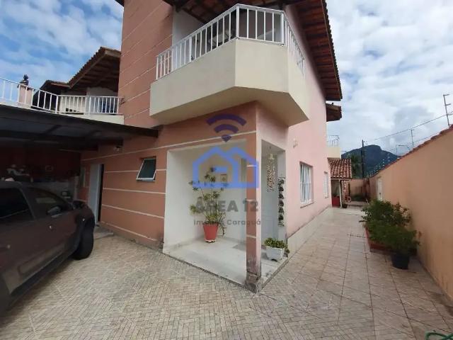Casa / Sobrado para Venda em Caraguatatuba/SP Indaiá 4 Quartos