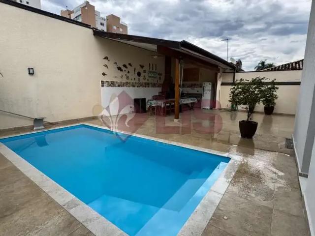 Casa / Sobrado para Venda em Caraguatatuba/SP Indaiá 4 Quartos