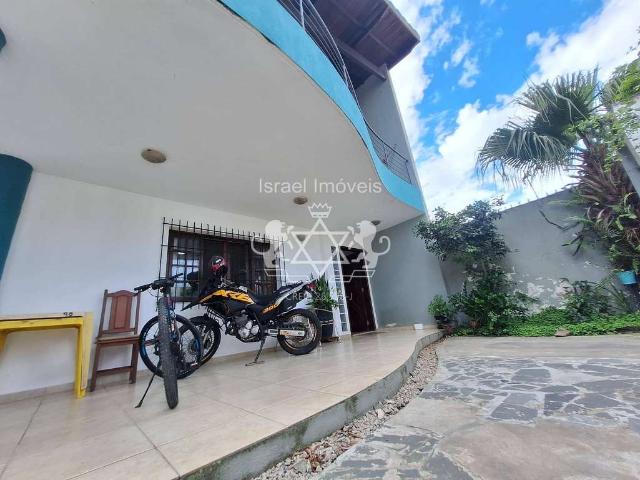 Casa / Sobrado para Venda em Caraguatatuba/SP Indaiá 4 Quartos