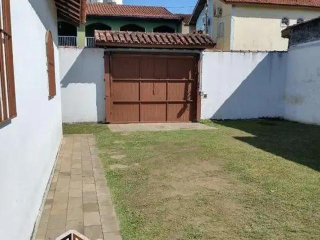 Casa / Sobrado para Venda em Caraguatatuba/SP Indaiá 5 Quartos