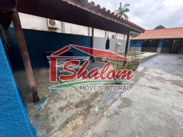 Casa / Sobrado para Venda em Caraguatatuba/SP Ipiranga 3 Quartos