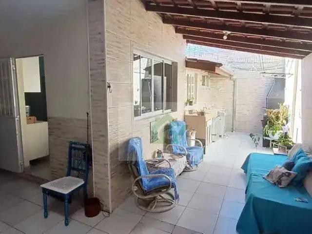 Casa / Sobrado para Venda em Caraguatatuba/SP Jaraguá 2 Quartos