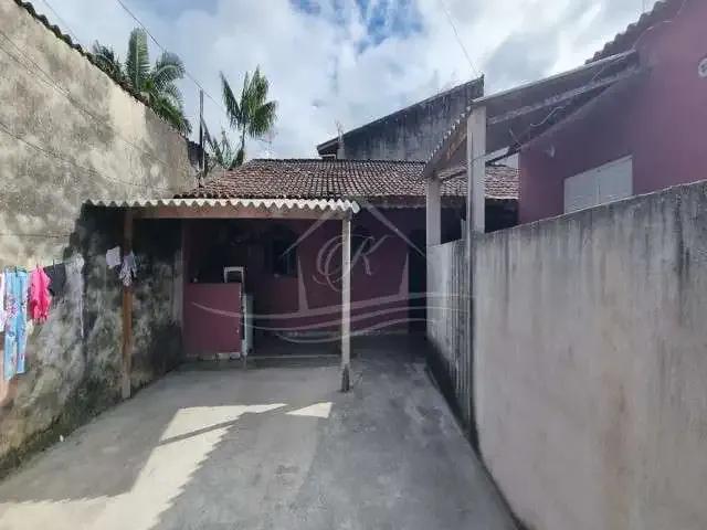 Casa / Sobrado para Venda em Caraguatatuba/SP Jaraguá 3 Quartos
