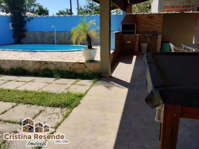 Casa / Sobrado para Venda em Caraguatatuba/SP Jaraguá 3 Quartos