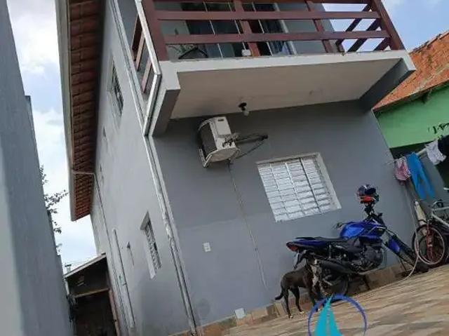 Casa / Sobrado para Venda em Caraguatatuba/SP Jaraguá 3 Quartos