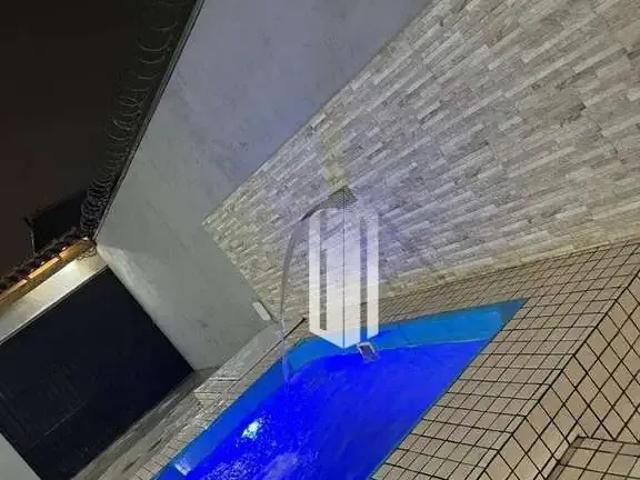 Casa / Sobrado para Venda em Caraguatatuba/SP Jaraguá 3 Quartos