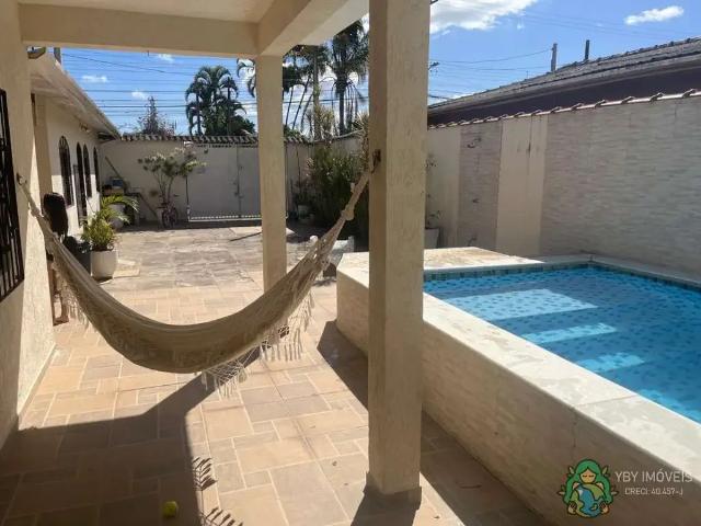 Casa / Sobrado para Venda em Caraguatatuba/SP Jaraguá 3 Quartos
