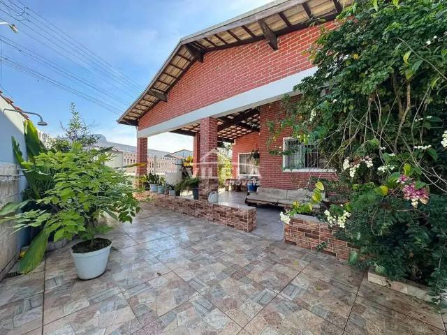 Casa / Sobrado para Venda em Caraguatatuba/SP Jardim Arua 2 Quartos