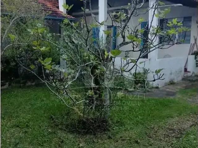 Casa / Sobrado para Venda em Caraguatatuba/SP Jardim Brasil 3 Quartos
