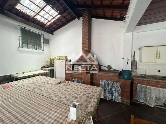 Casa / Sobrado para Venda em Caraguatatuba/SP Jardim Brasil 3 Quartos
