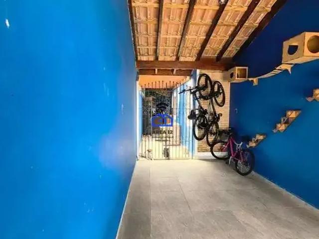Casa / Sobrado para Venda em Caraguatatuba/SP Jardim Brasil 3 Quartos