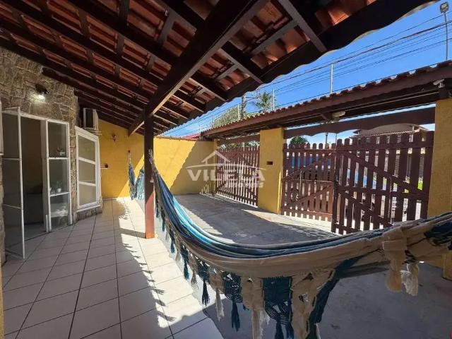 Casa / Sobrado para Venda em Caraguatatuba/SP Jardim Britânia 2 Quartos