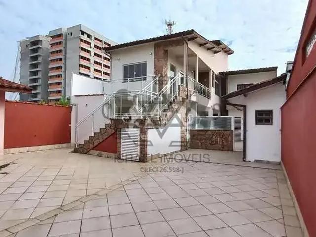 Casa / Sobrado para Venda em Caraguatatuba/SP Jardim Britânia 6 Quartos