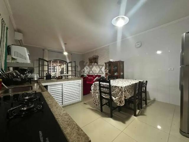 Casa / Sobrado para Venda em Caraguatatuba/SP Jardim das Gaivotas 4 Quartos