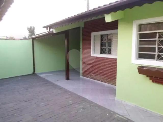 Casa / Sobrado para Venda em Caraguatatuba/SP Jardim das Gaivotas 2 Quartos