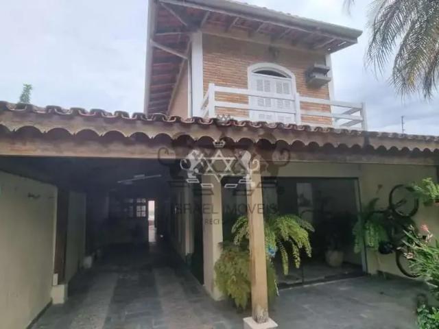 Casa / Sobrado para Venda em Caraguatatuba/SP Jardim das Gaivotas 3 Quartos