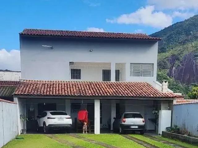 Casa / Sobrado para Venda em Caraguatatuba/SP Jardim das Gaivotas 3 Quartos