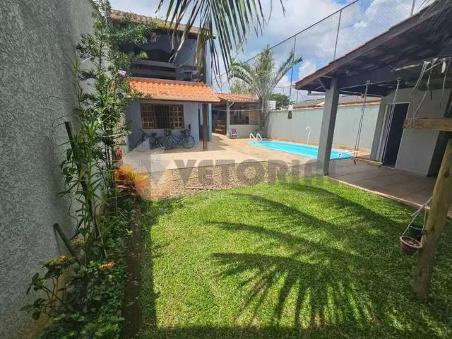 Casa / Sobrado para Venda em Caraguatatuba/SP Jardim Jaqueira 3 Quartos
