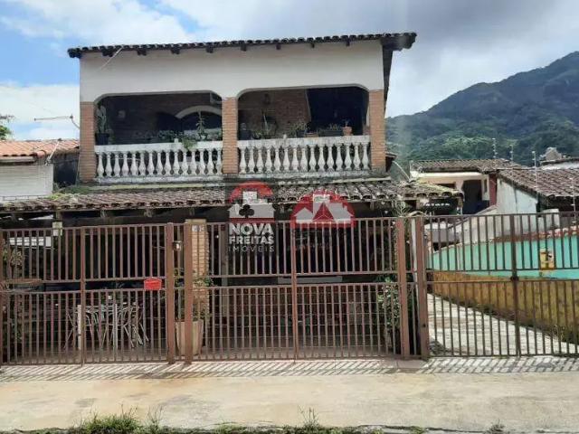 Casa / Sobrado para Venda em Caraguatatuba/SP Jardim Jaqueira 4 Quartos