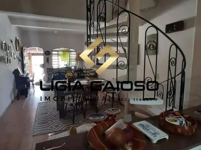 Casa / Sobrado para Venda em Caraguatatuba/SP Jardim Jaqueira 6 Quartos