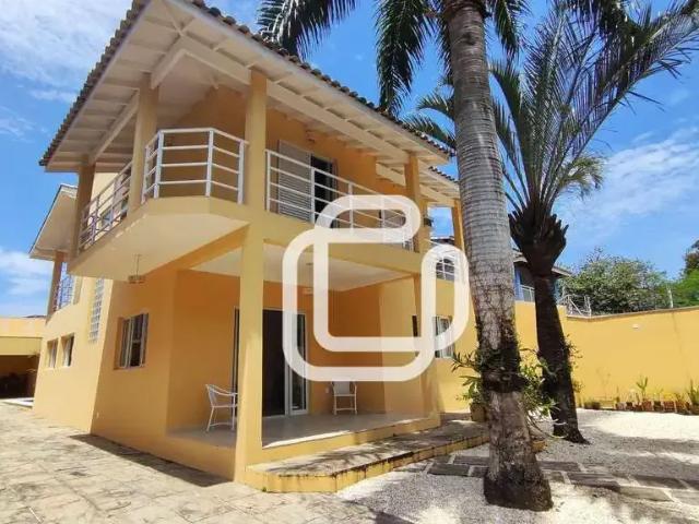 Casa / Sobrado para Venda em Caraguatatuba/SP Jardim Primavera 4 Quartos