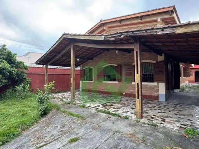 Casa / Sobrado para Venda em Caraguatatuba/SP Jardim Primavera 5 Quartos