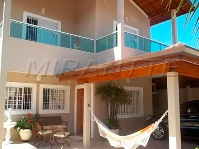 Casa / Sobrado para Venda em Caraguatatuba/SP Jardim Primavera 5 Quartos