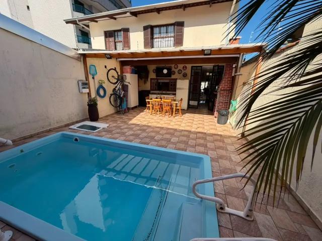 Casa / Sobrado para Venda em Caraguatatuba/SP Jardim Primavera 2 Quartos