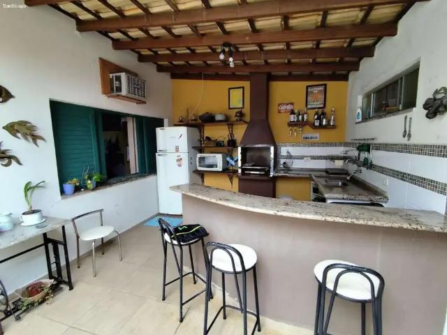 Casa / Sobrado para Venda em Caraguatatuba/SP Jardim Primavera 3 Quartos